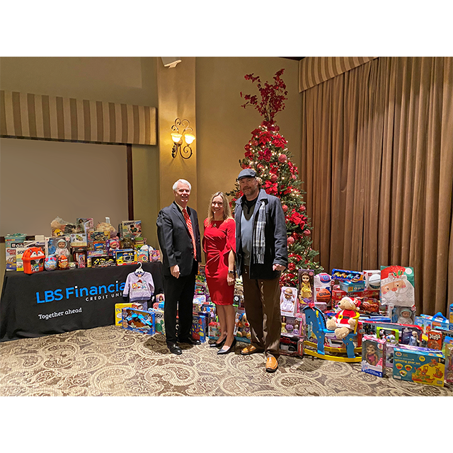 LBS Financial Credit Union Makes Holiday Donation to Families Uniting ...